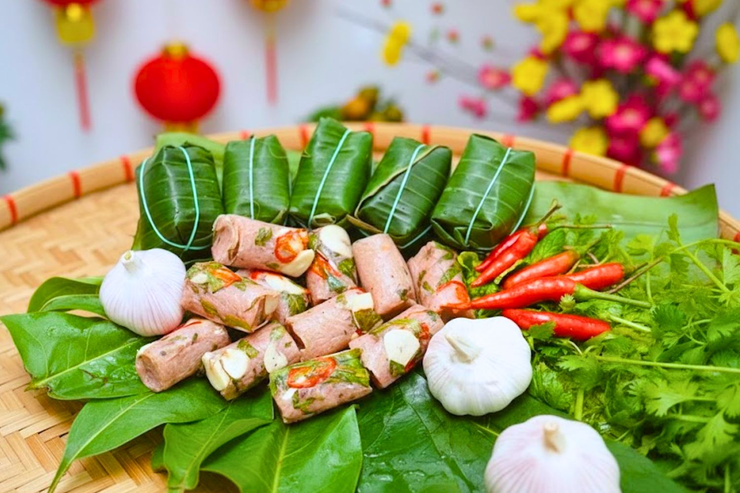 Cách làm nem chua truyền thống miền Trung - Tin tức